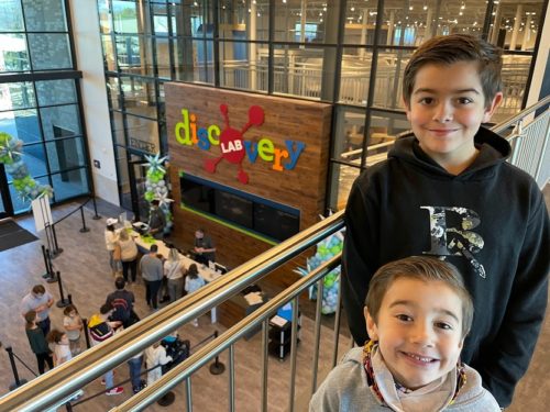 10 Reasons to visit Discovery Lab in Tulsa - Family Travel Go